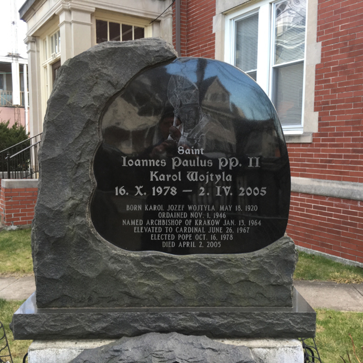 Monument Maker | Brown's Monument Works | Monroe, CT